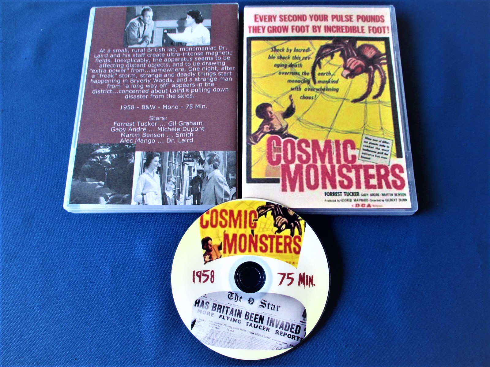 Cosmic Monsters - Vintage-Analog-Digital Media