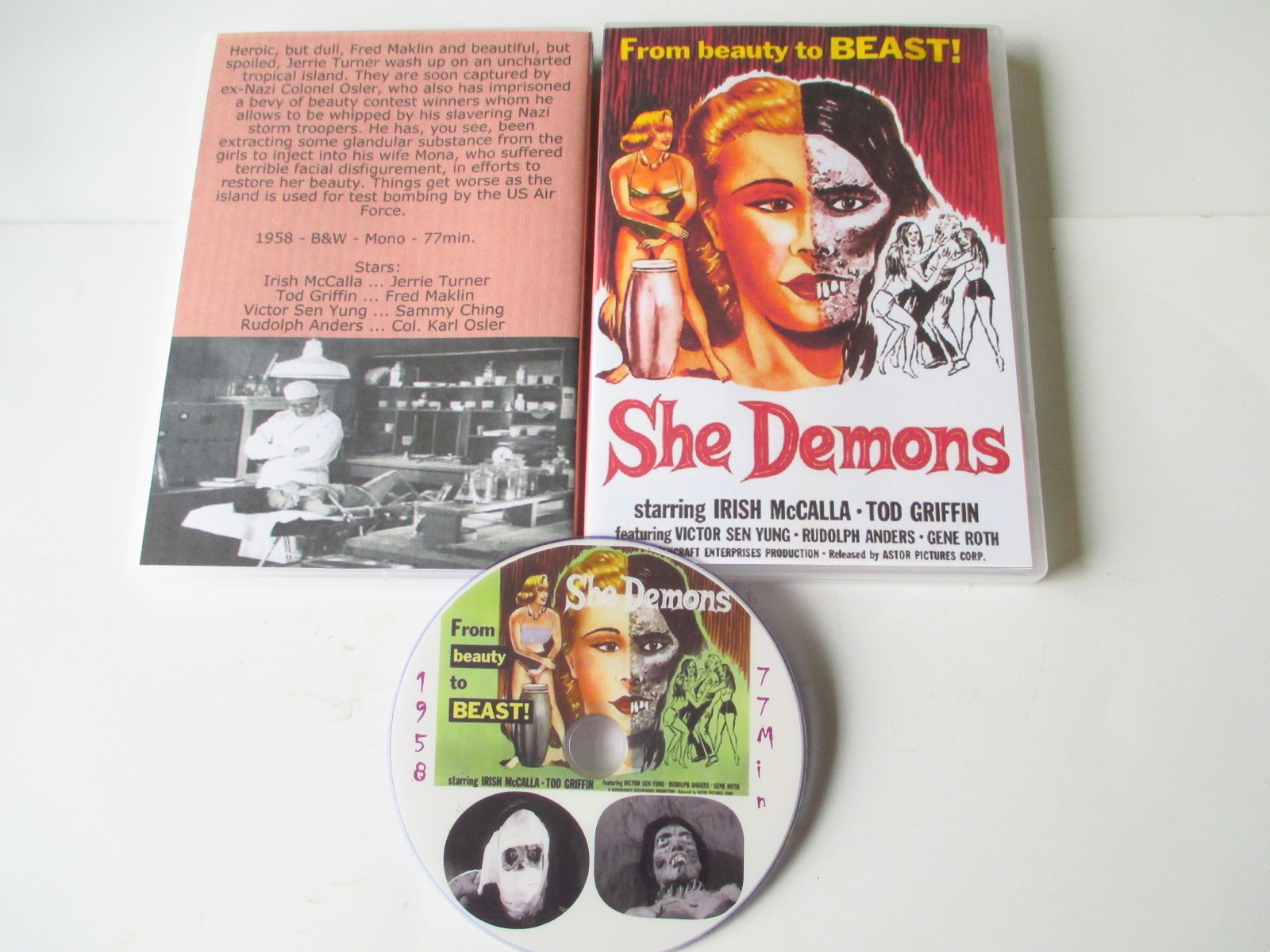 She Demons - Vintage-Analog-Digital Media